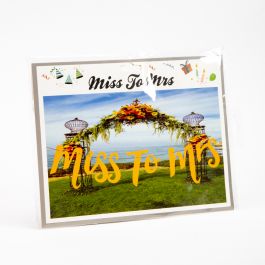 Letrero cartón Miss to Mrs