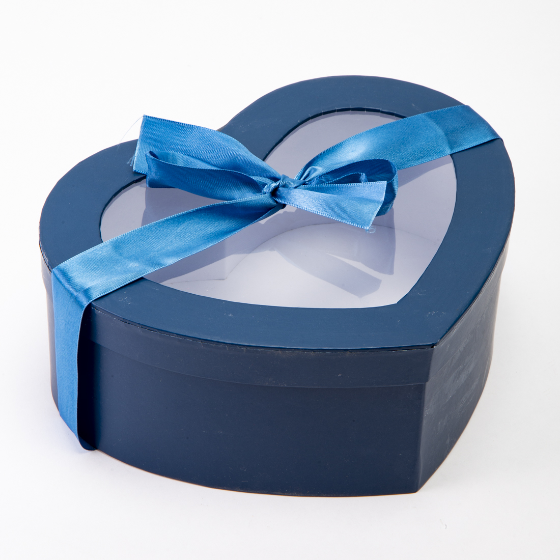 Caja cartón corazón lazo grande